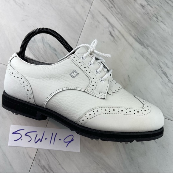 FootJoy | Shoes | Footjoy Softjoys Terrains White Wingtip Golf Spike ...